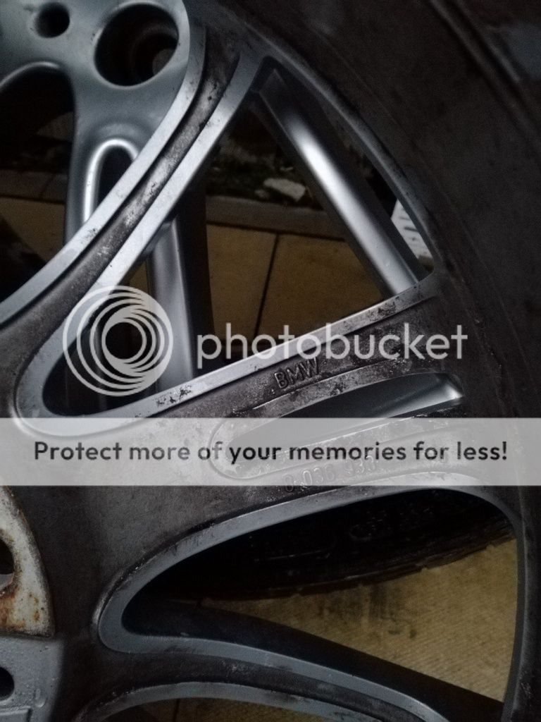 Bmw 18' genuine mv3 alloys with tyres £100